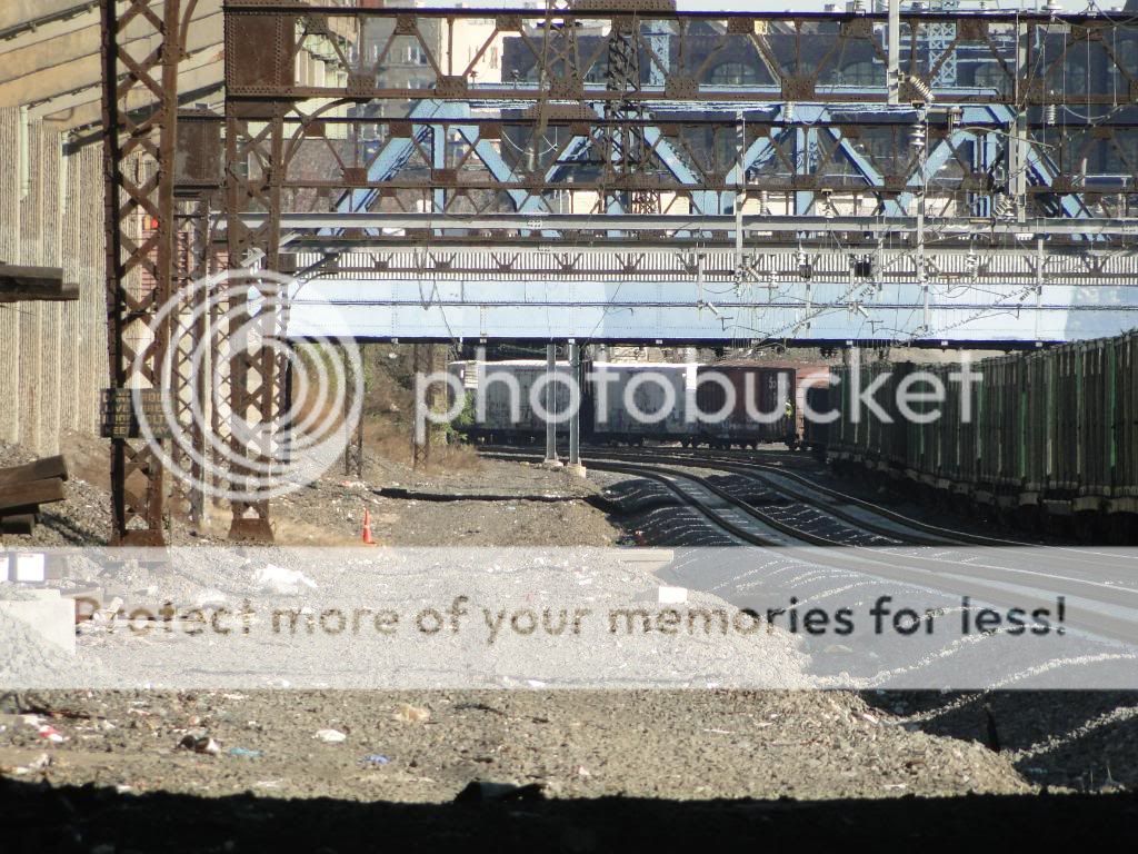 Amtrak at Oak Point Yard 12/11/11 - Amtrak Photos & Videos - NYC ...