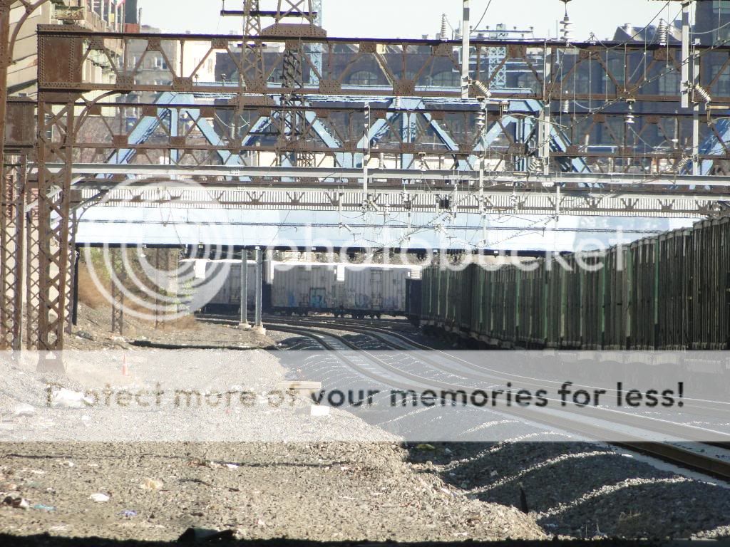 Amtrak at Oak Point Yard 12/11/11 - Amtrak Photos & Videos - NYC ...