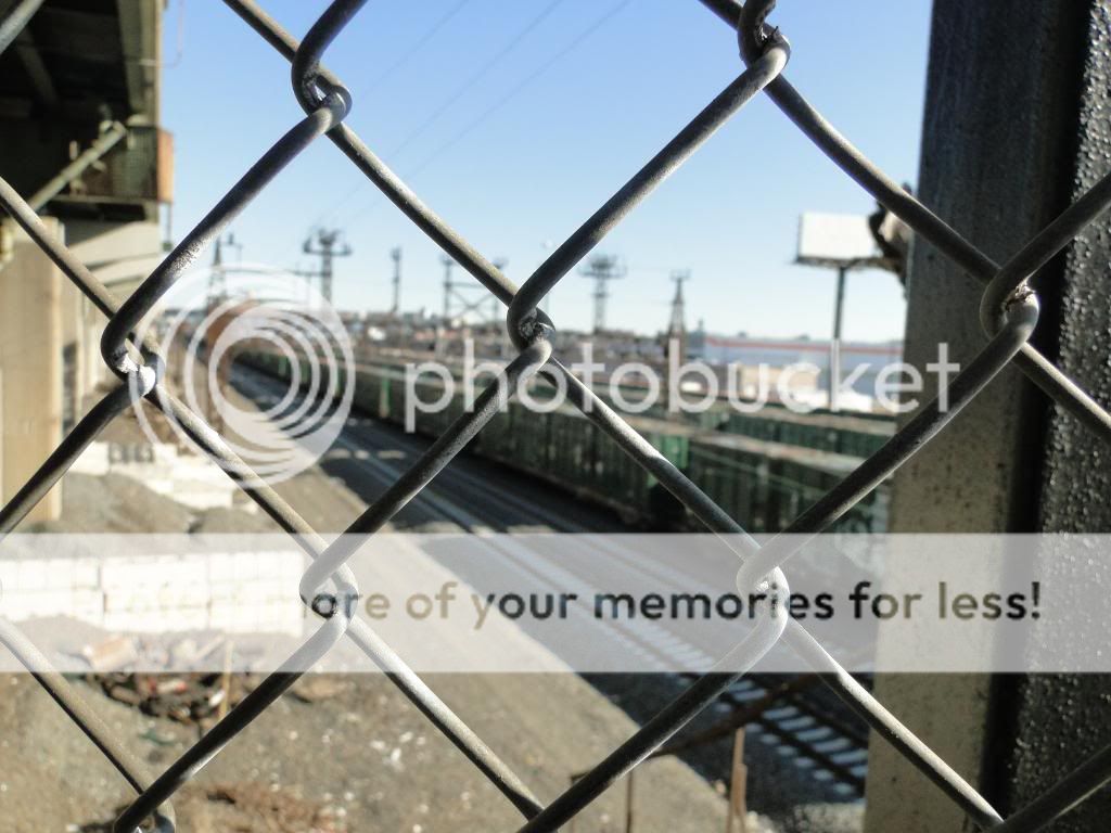 Amtrak at Oak Point Yard 12/11/11 - Amtrak Photos & Videos - NYC ...